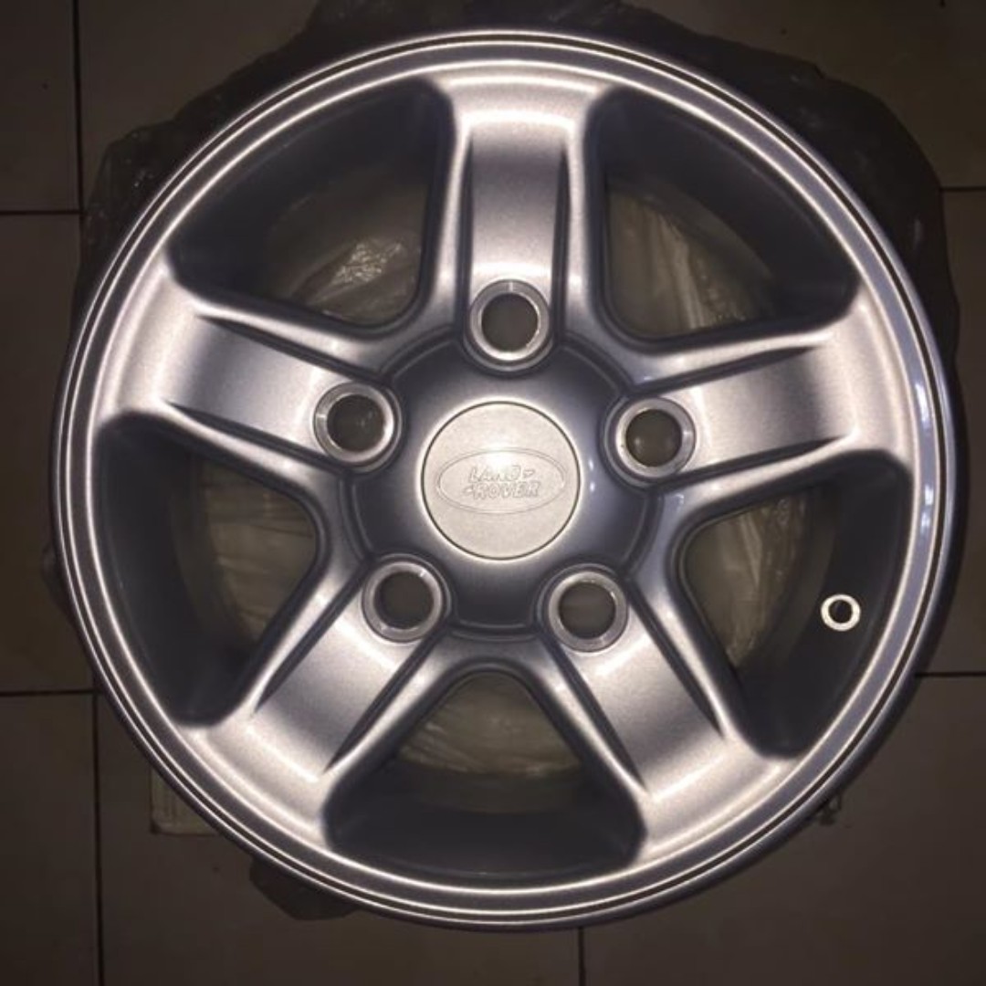 Land Rover Defender Mags, Car Parts & Accessories on Carousell