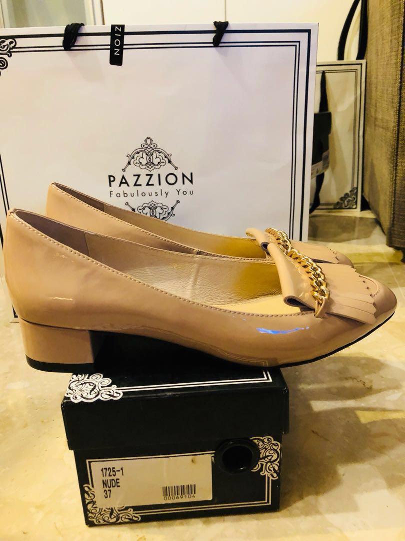 Pazzion Shoe, Women's Fashion, Footwear, Loafers on Carousell