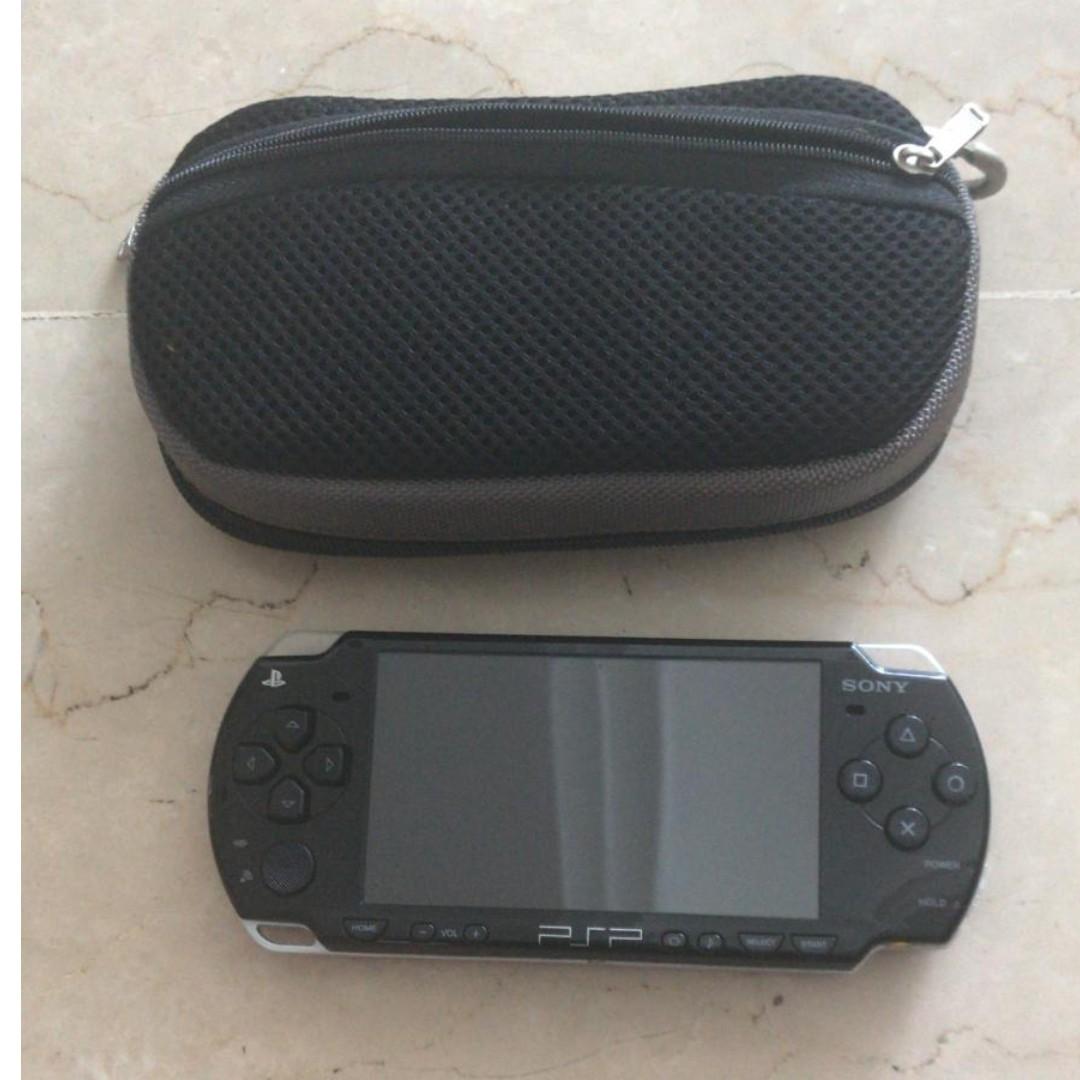 Sony PSP Handheld Piano Black (PSP 2004 PB) with 3 games and carrying ...