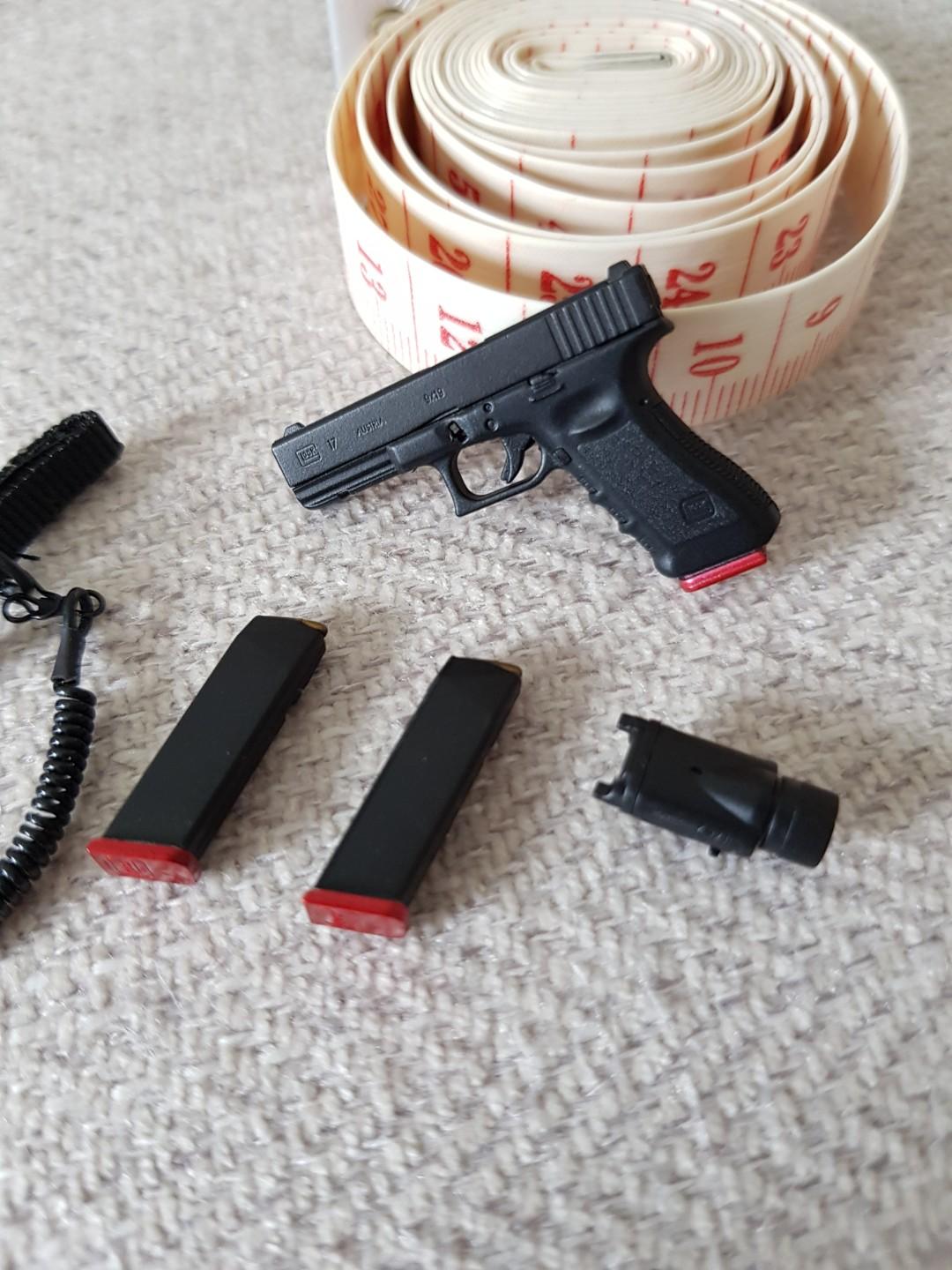 [2x Free Grenades]1/6 G17 (Glock 17) by Soldier Story SS112 2018 SHCC ...