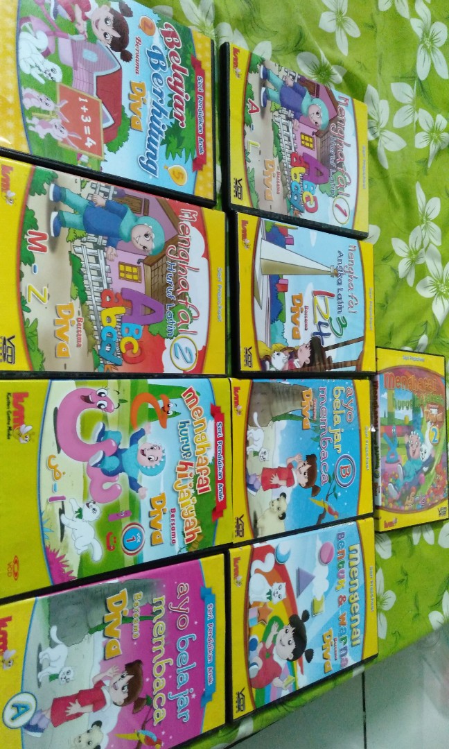 Cd belajar membaca, Buku & Alat Tulis, Majalah & Lainnya di Carousell