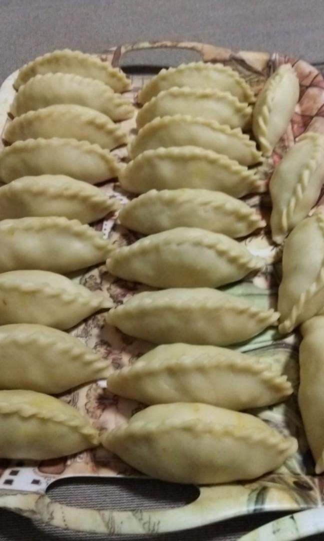 Chicken/Potato/Egg Curry Puff Halal, Food & Drinks, Chilled & Frozen ...