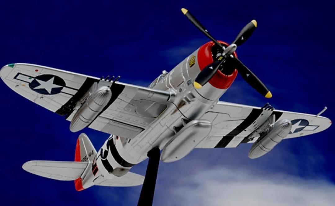 Dragon Warbirds 1/72 P-47D Thunderbolt, USAAF 56th FG 61st FS, "Silver ...