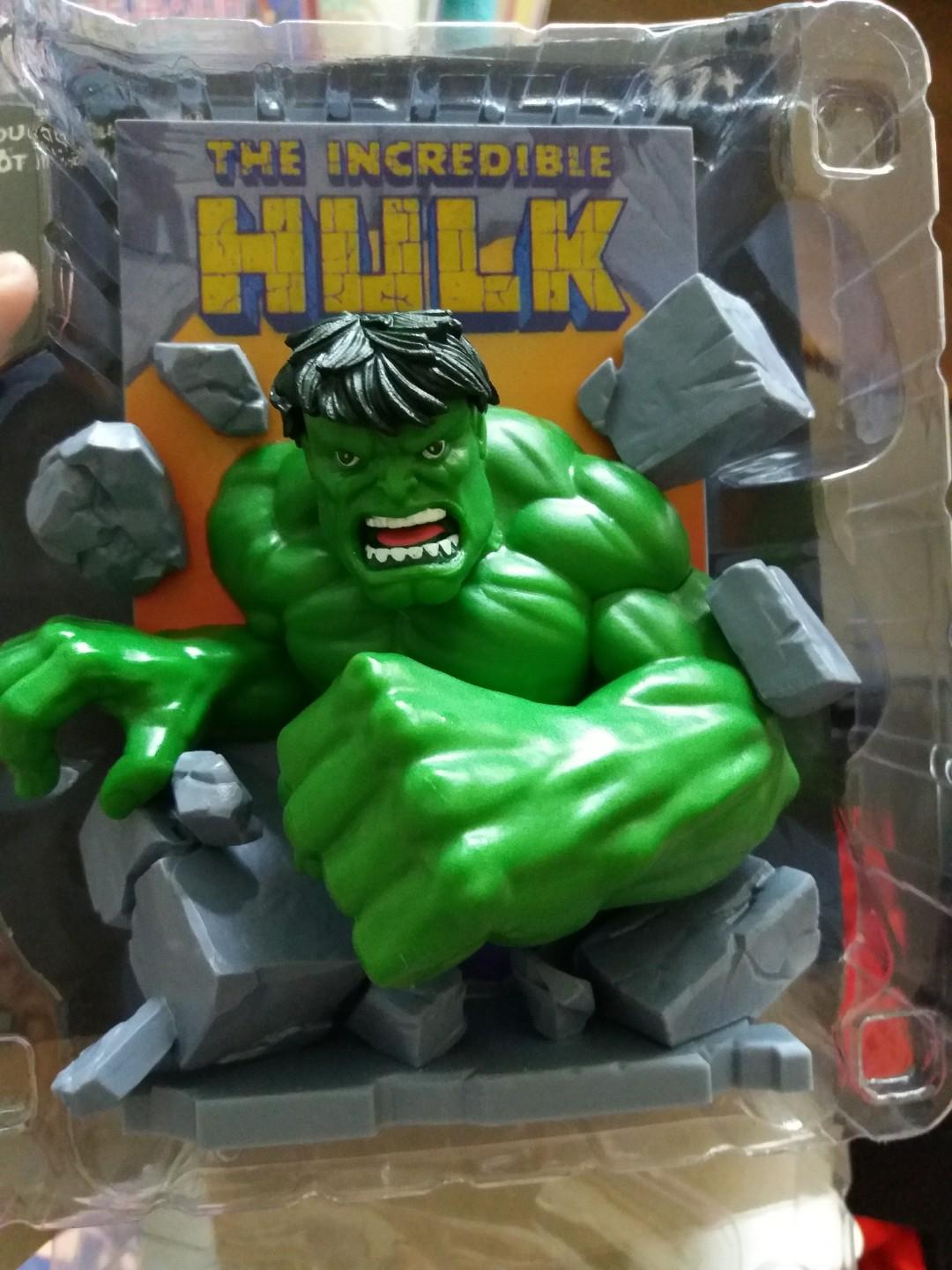 Hulk -3D comic standee, Hobbies & Toys, Toys & Games on Carousell