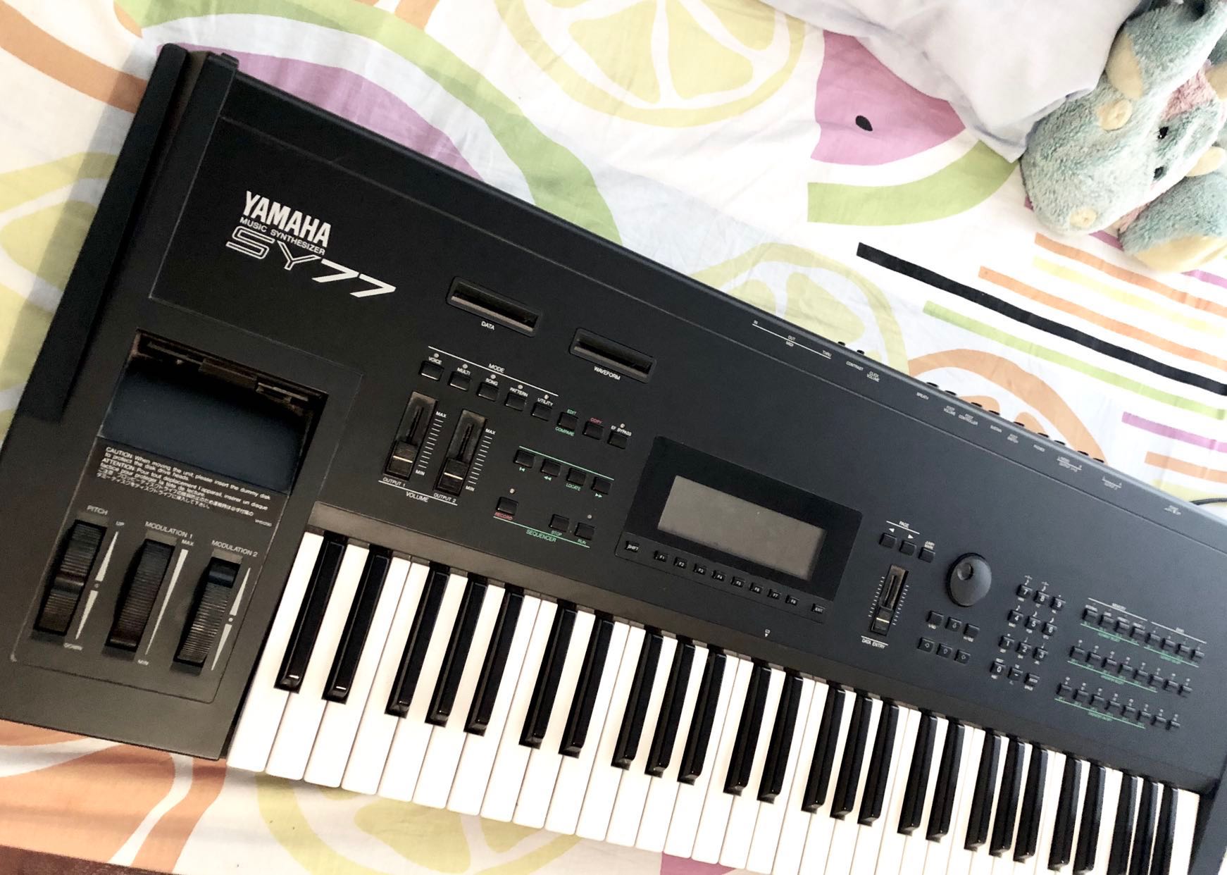Yamaha SY77, Hobbies & Toys, Music & Media, Musical Instruments on ...