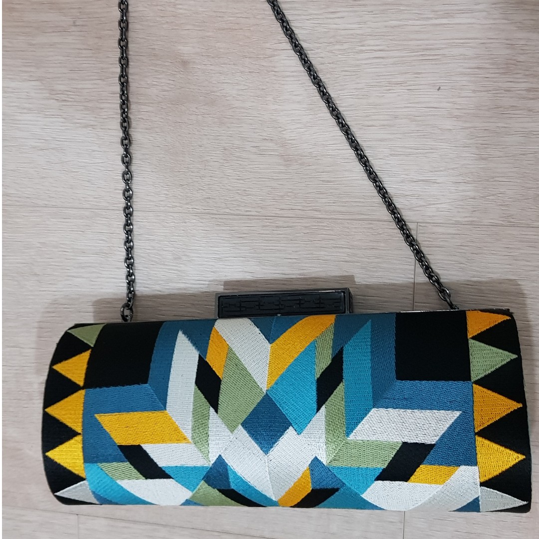 SHANGHAI TANG bag, Women's Fashion, Bags & Wallets, Tote Bags on Carousell