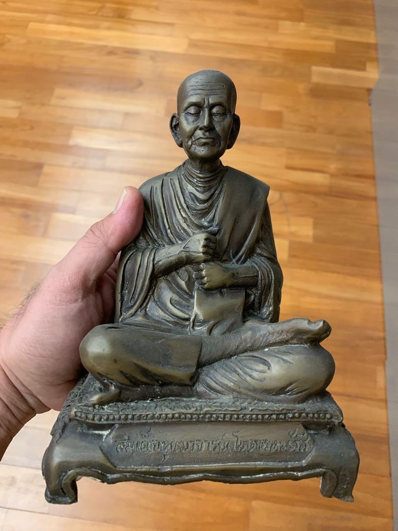 Somdej Toh (Arjan Toh) bucha Wat Rakang 2549, Everything Else on Carousell