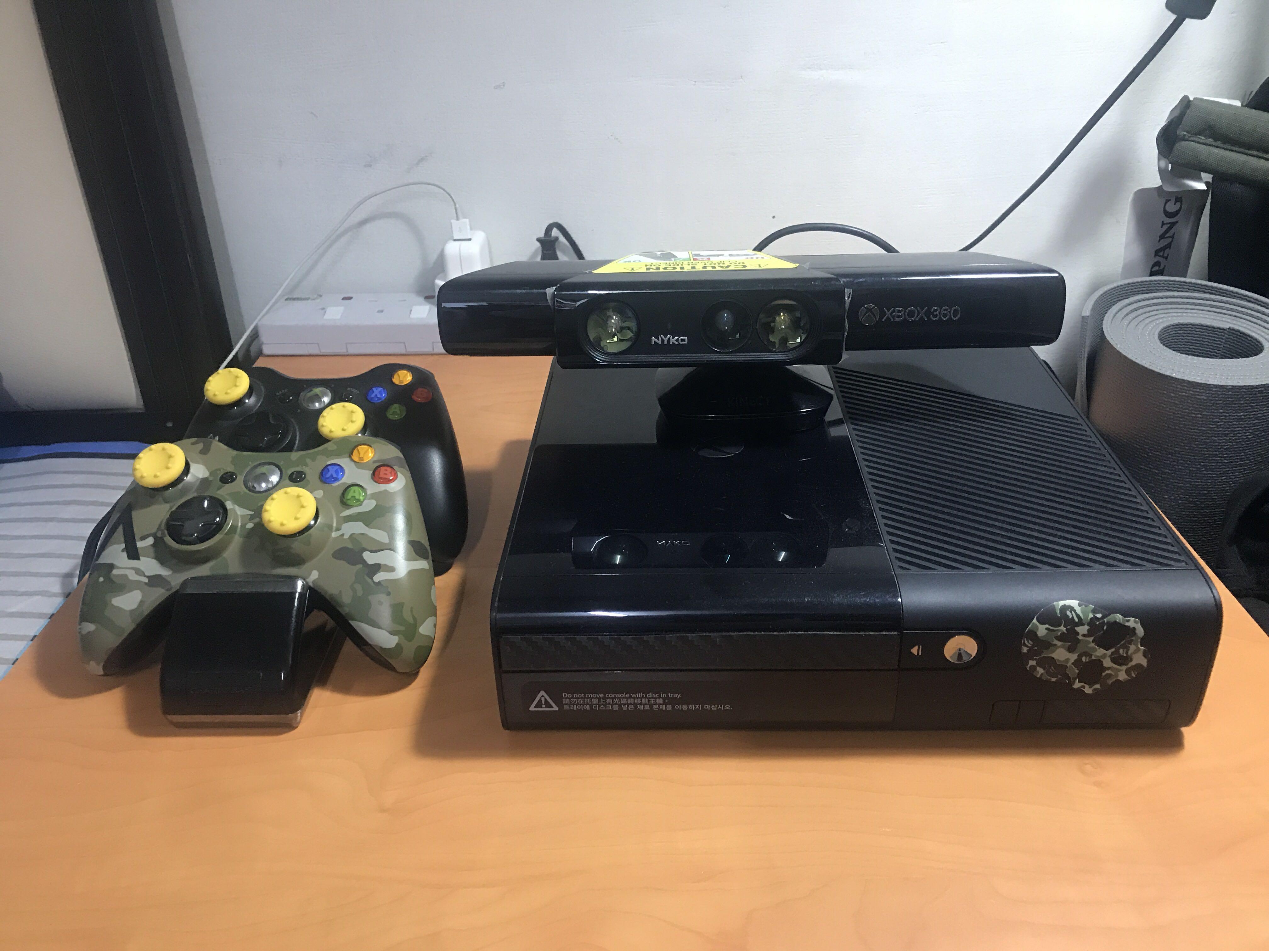 Xbox 360 E Console + Kinect + accessories, Video Gaming, Video Game ...