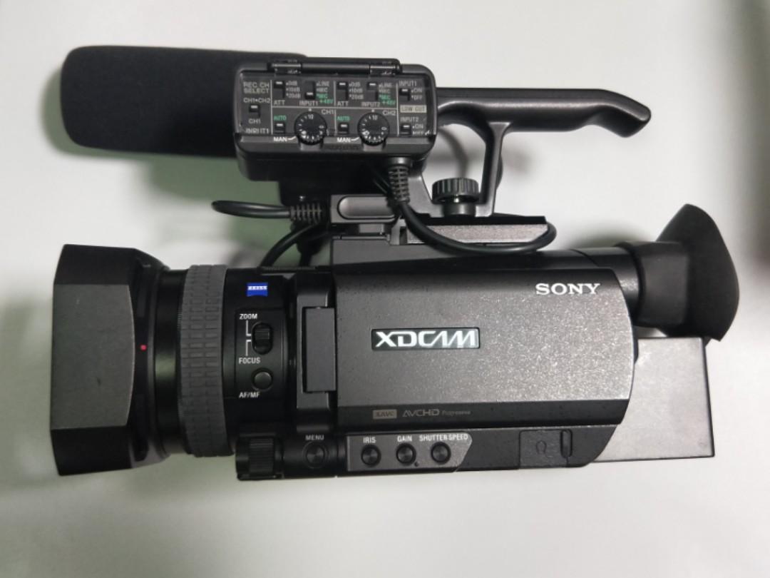 4k Sony PXW X70, Photography, Video Cameras on Carousell