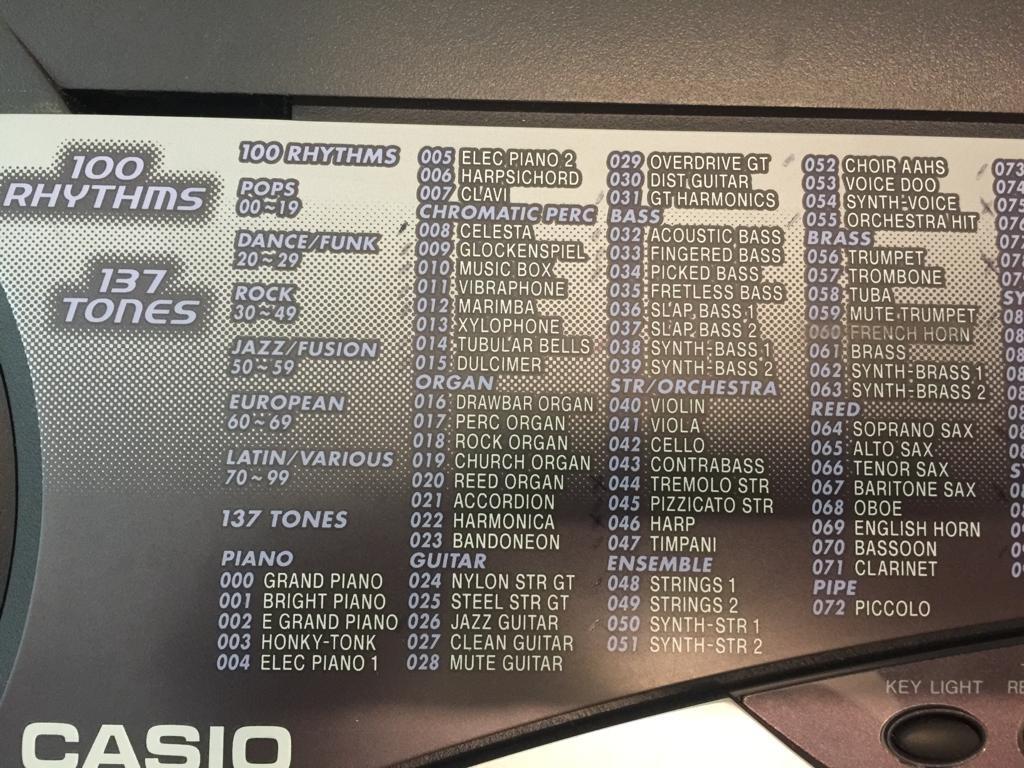 CASIO LK-50電子鋼琴, 家庭電器, 電視 & 其他娛樂, 電視組件及配件 - Carousell