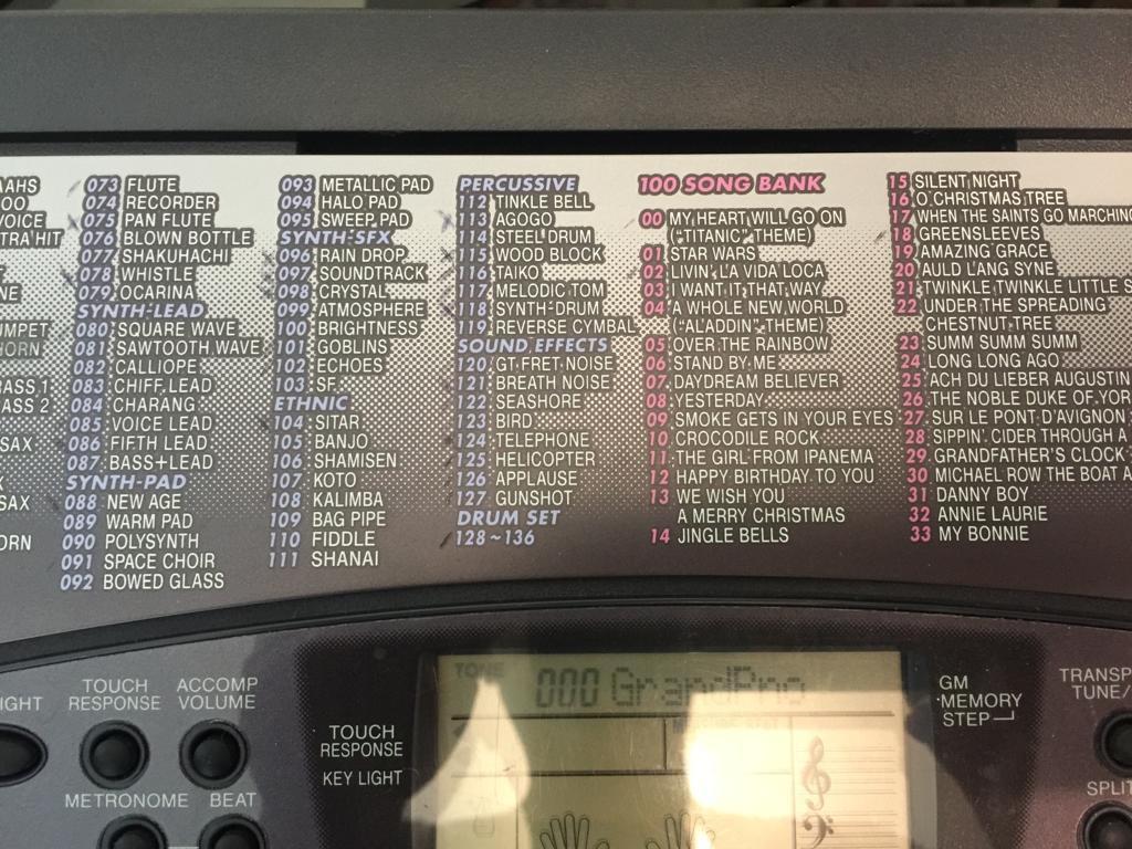 CASIO LK-50電子鋼琴, 家庭電器, 電視 & 其他娛樂, 電視組件及配件 - Carousell