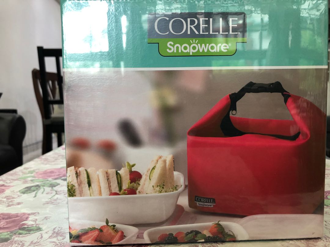 CORELLE SNAPWARE, Furniture & Home Living, Kitchenware & Tableware ...