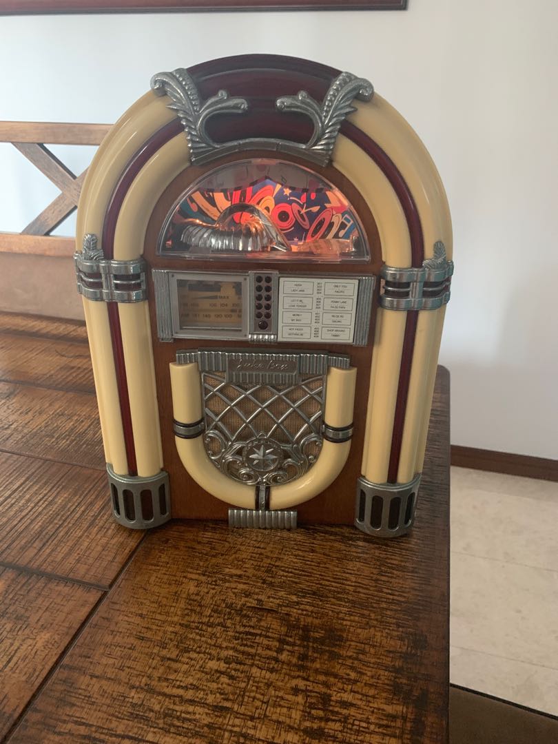 Jukebox Radio Light-up, Furniture & Home Living, Home Decor, Other Home ...