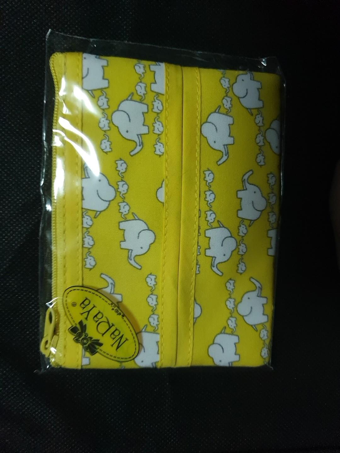 Naraya Tissue & Coin pouch 2in1, Women's Fashion, Bags & Wallets ...