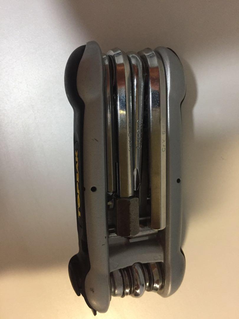 Topeak Hexus II Multi-tool, Sports Equipment, Bicycles & Parts, Parts ...