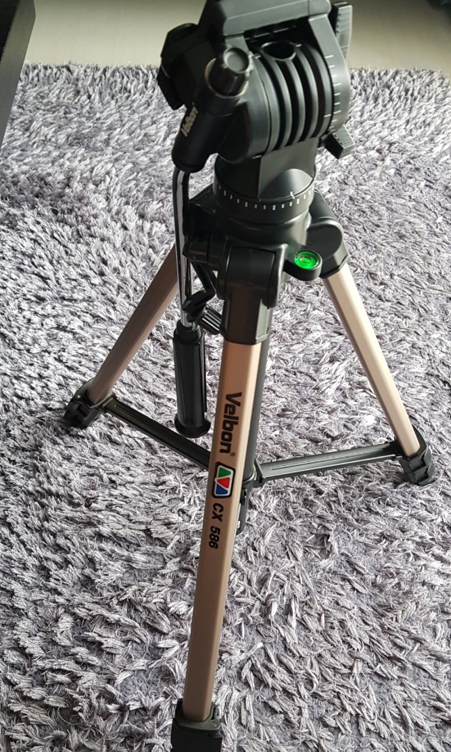 Tripod Stand Velbon CX586, Photography, Video Cameras on Carousell