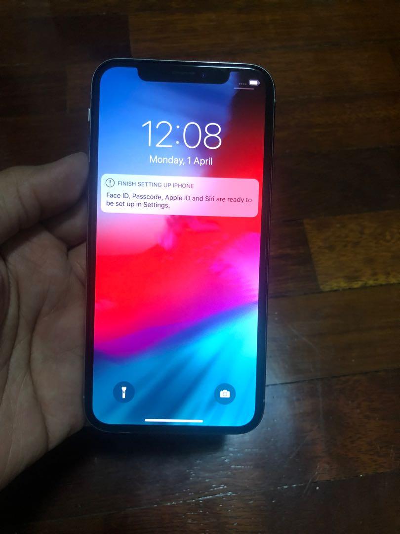 iPhone X 256GB Silver MY set with Machines Receipt, Mobile Phones ...