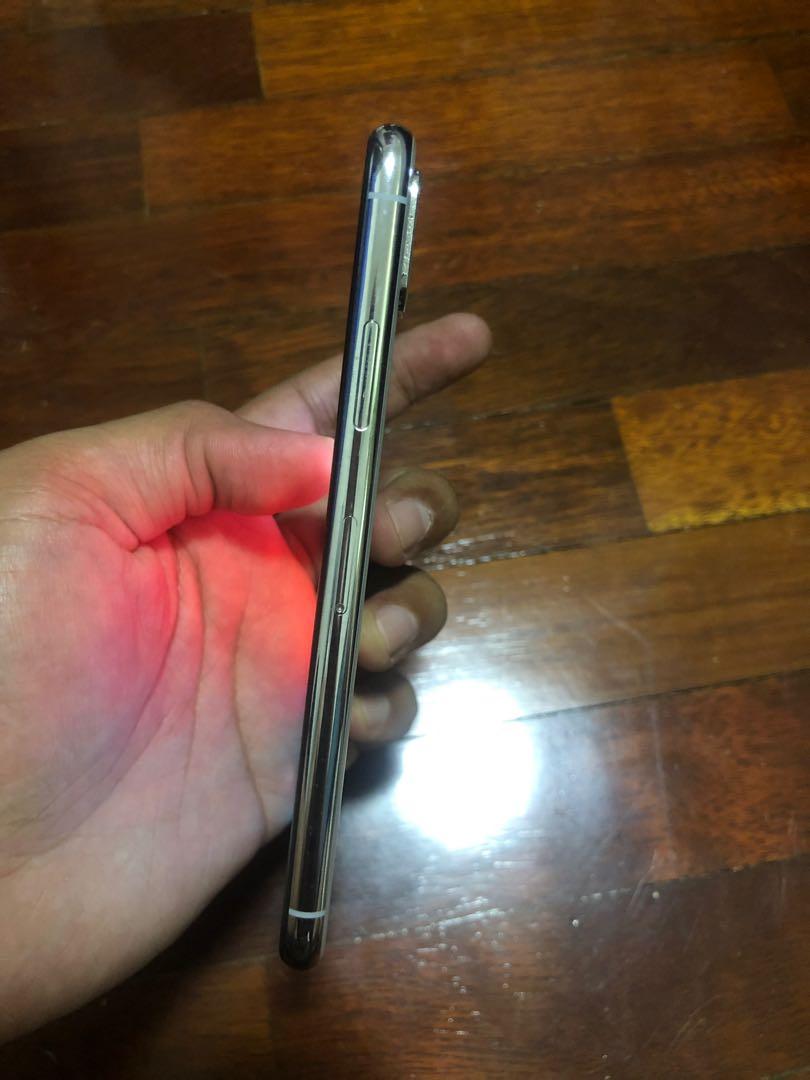 iPhone X 256GB Silver MY set with Machines Receipt, Mobile Phones ...