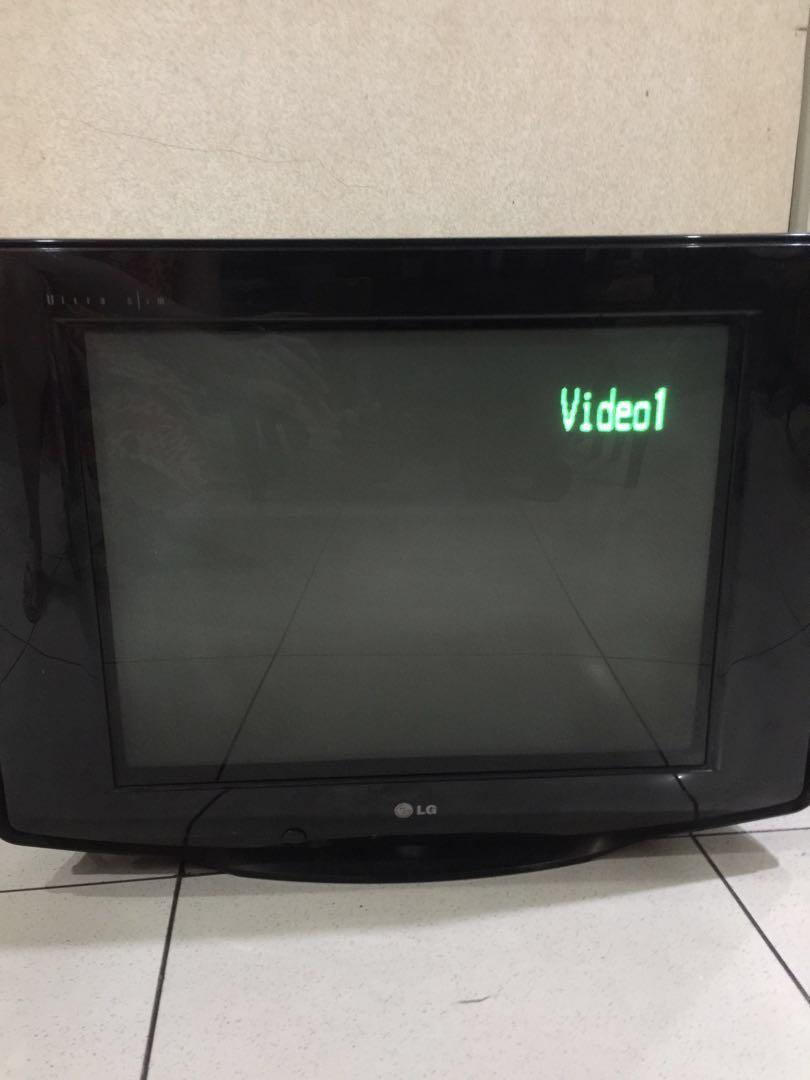 LG ultra slim tv, TV & Home Appliances, TV & Entertainment, TV on Carousell