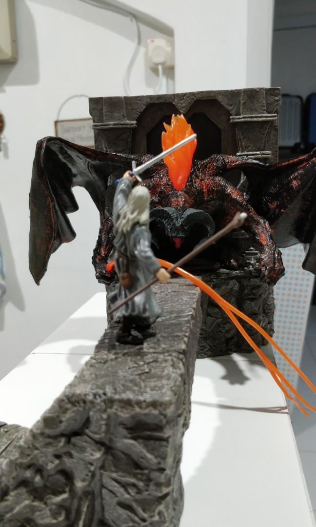 Lord of the Rings Armies of Middle Earth Battle Scenes Bridge at Khazad ...