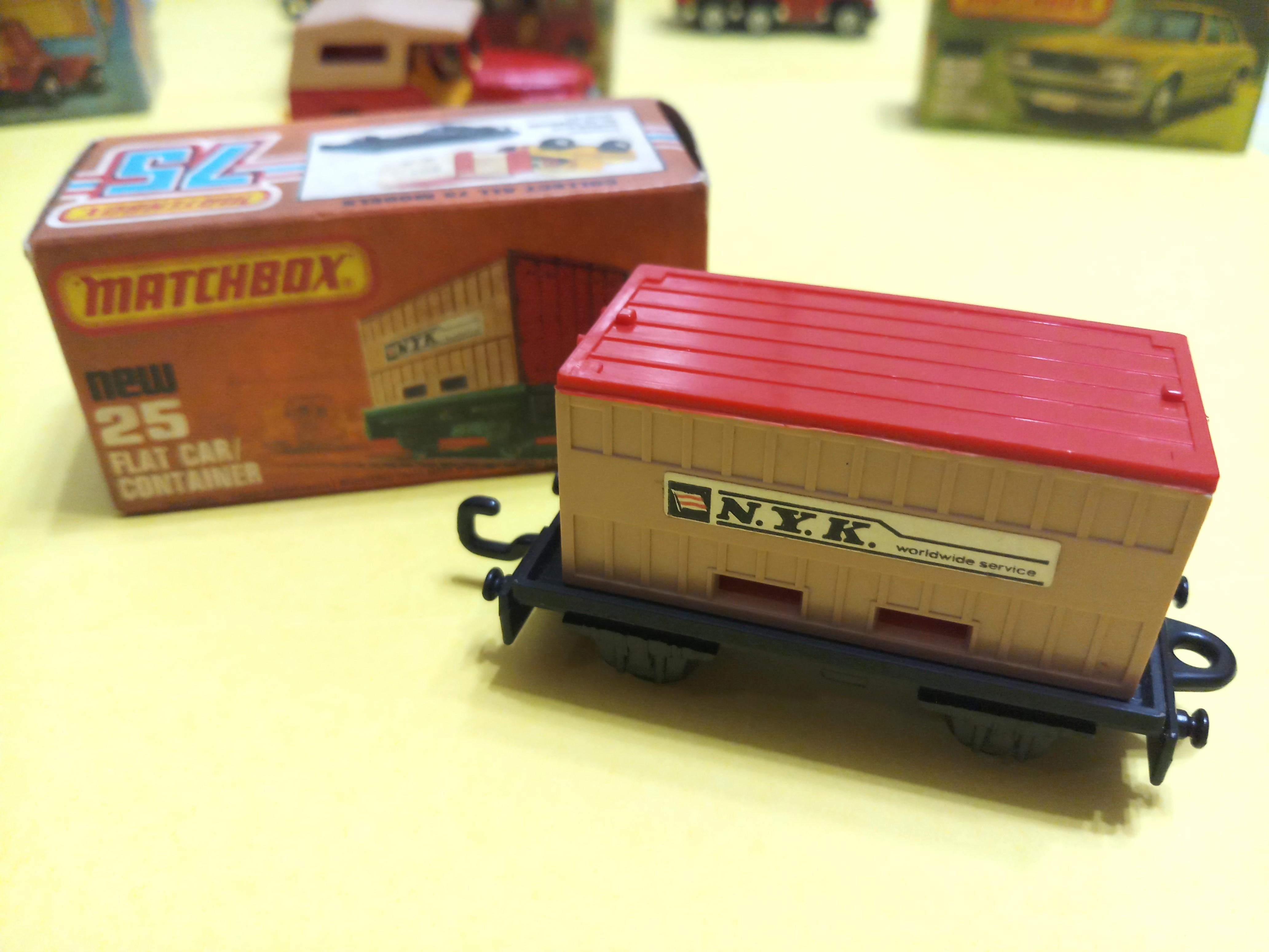 Matchbox Superfast 1976 No. 25 Flat Car/Container, Hobbies & Toys ...