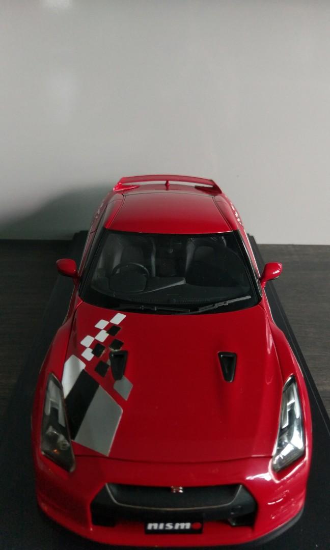 *CNY Sales* 1/18 Custom Autoart Nissan R35 GT-R Wif Nismo Decals (Red ...