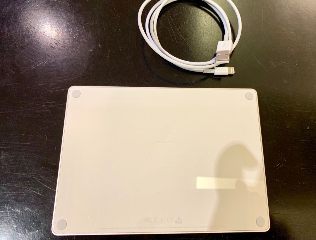 Apple Magic Trackpad 2 - A1535 Silver, Computers & Tech, Parts ...