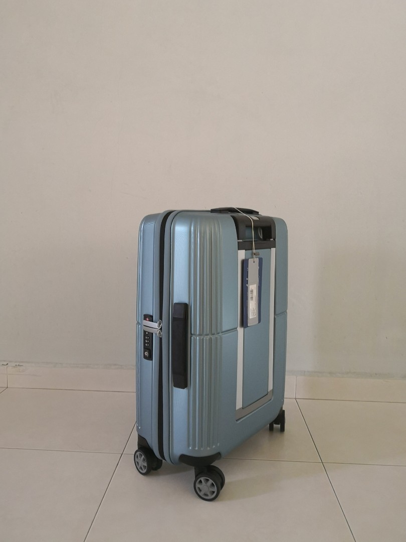 Brand new samsonite cabin size luggage, Hobbies & Toys, Travel, Luggage ...