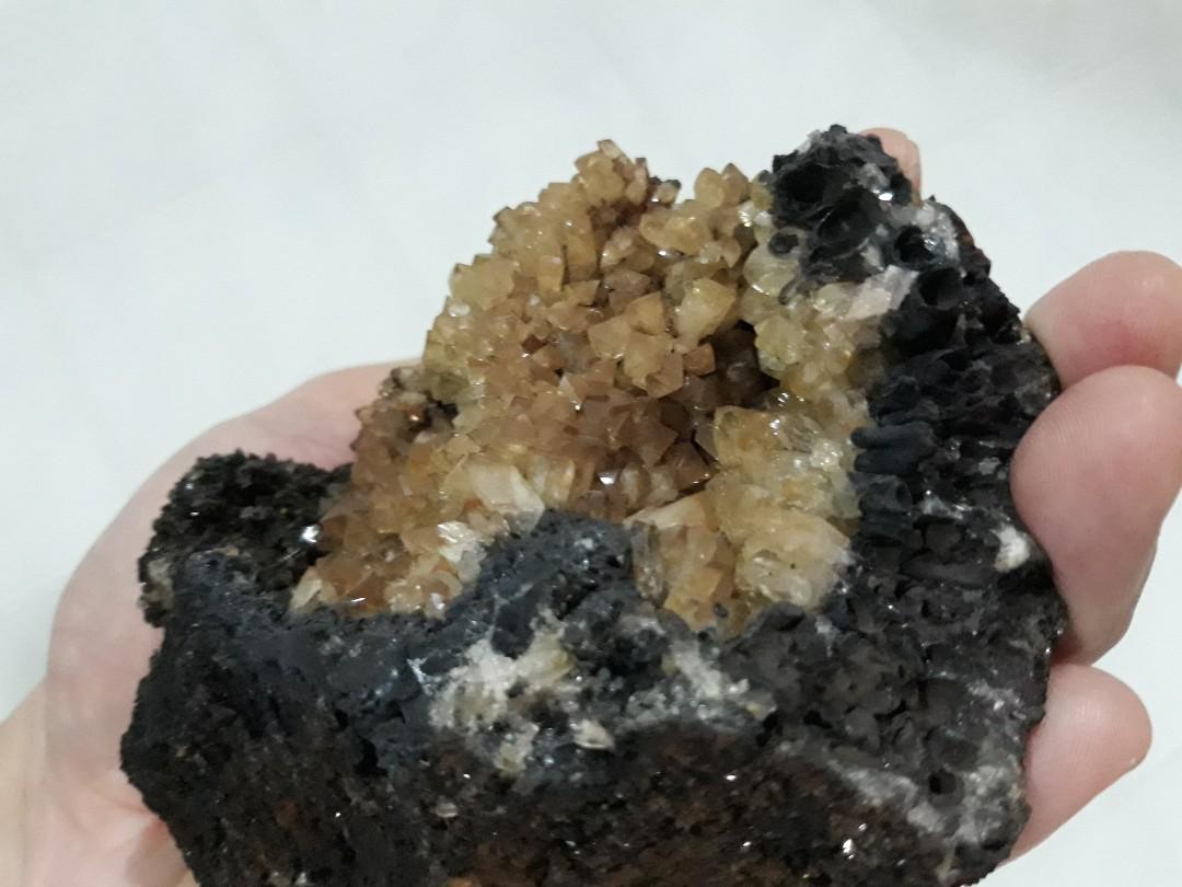 Minerals: Adamite, Women's Fashion, Jewelry & Organisers, Precious ...