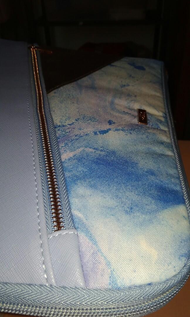 Typo Premium Laptop Sleeve 14 inch, Mobile Phones & Gadgets, Mobile ...