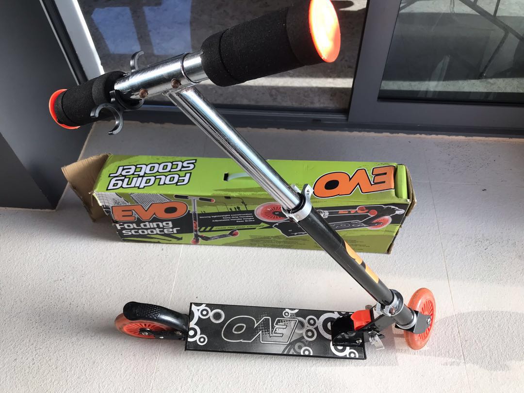 Folding Manual Scooter for kids, Sports Equipment, PMDs, E-Scooters & E ...