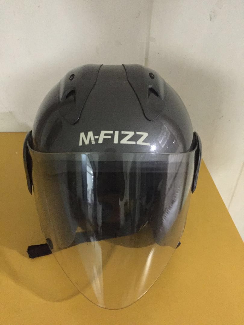 MFIZZ HELMET GEN III, Motorcycles, Motorcycle Apparel on Carousell