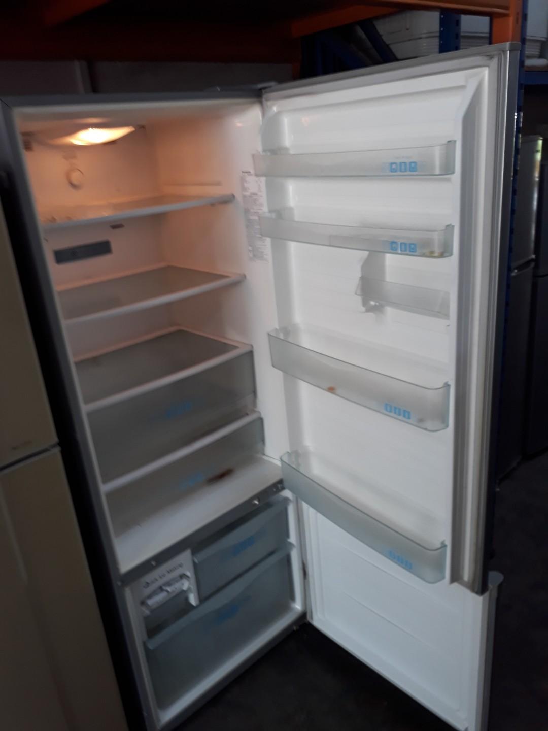 Panasonic 2 door INVERTER refrigerator/fridge 400L, TV & Home ...