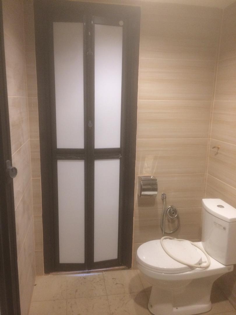 Pasang pintu, Services, Home Services, Home Repairs on Carousell