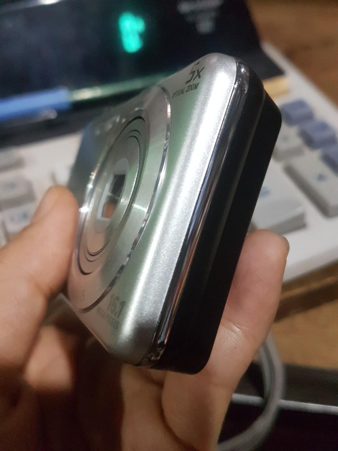 Sony cyber-shot n50, Photography, Video Cameras on Carousell