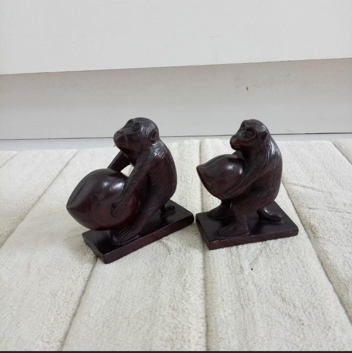 Wooden Monkey Display, Furniture & Home Living, Home Decor, Vases ...