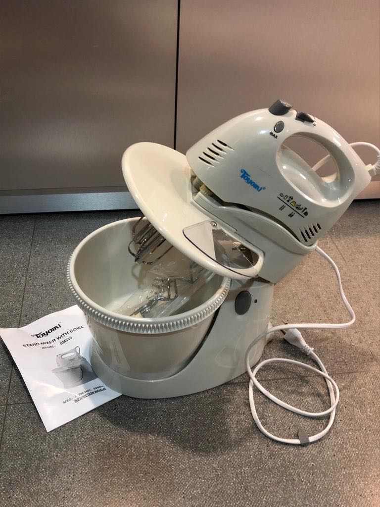 Cake mixer, TV & Home Appliances, Kitchen Appliances, Hand & Stand ...
