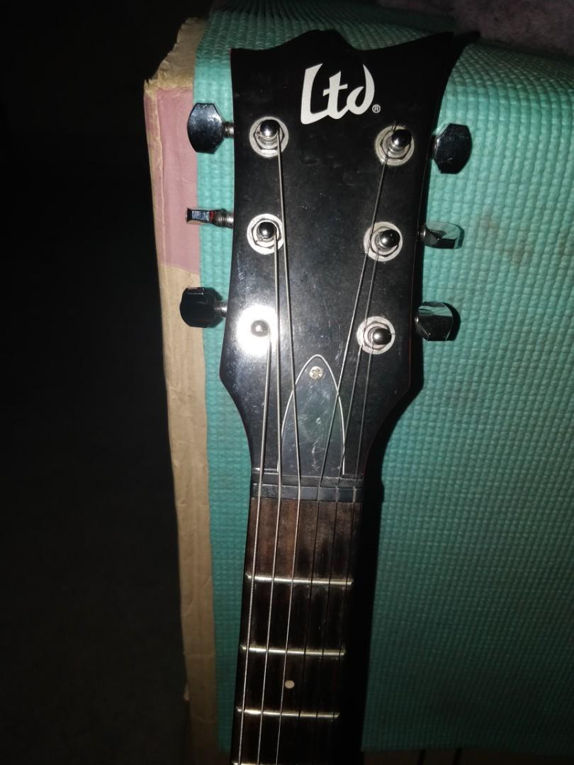 ESP LTD EC-100QM (Electric Guitar), Hobbies & Toys, Music & Media, CDs ...