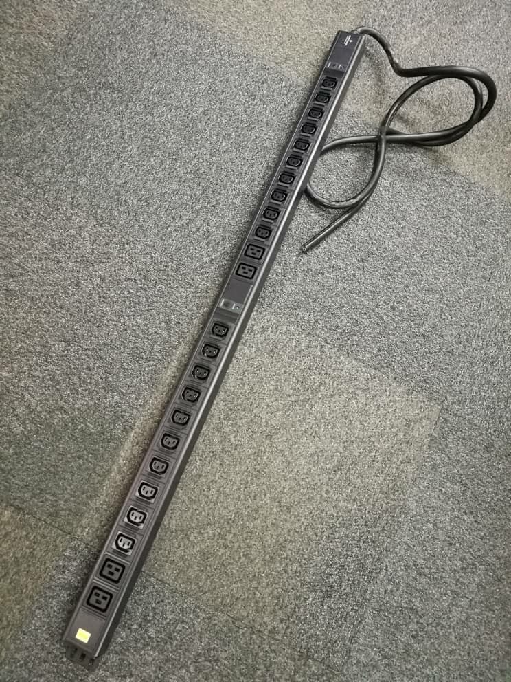 Vertiv Liebert (Emerson) Basic 32AMP Vertical PDU, Computers & Tech ...