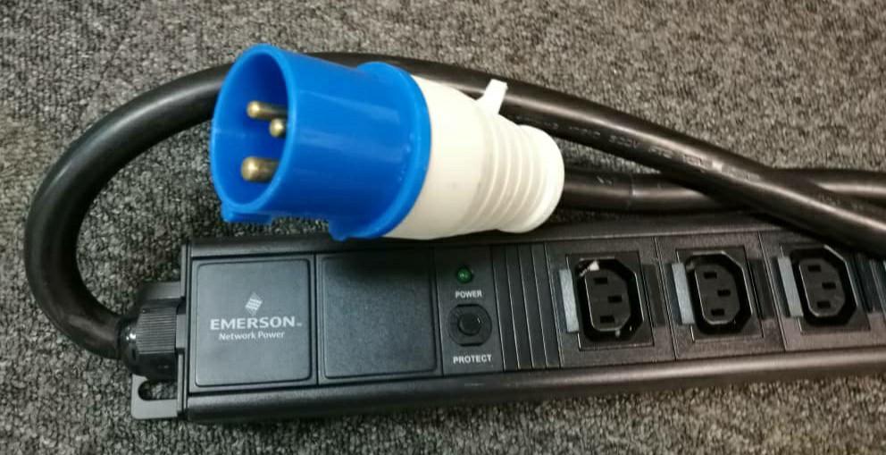 Vertiv Liebert (Emerson) Basic 32AMP Vertical PDU, Computers & Tech ...