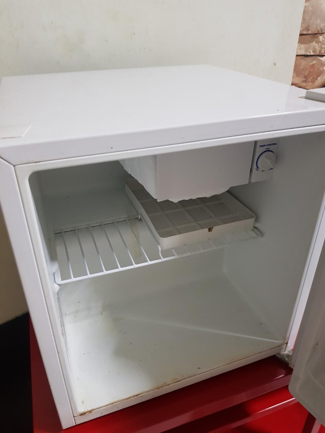 Mini Fridge Used, TV & Home Appliances, Kitchen Appliances ...