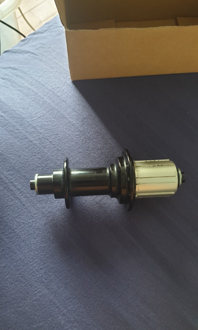 Powerway R13 Ceramic Rear Hub, Sports Equipment, Bicycles & Parts ...