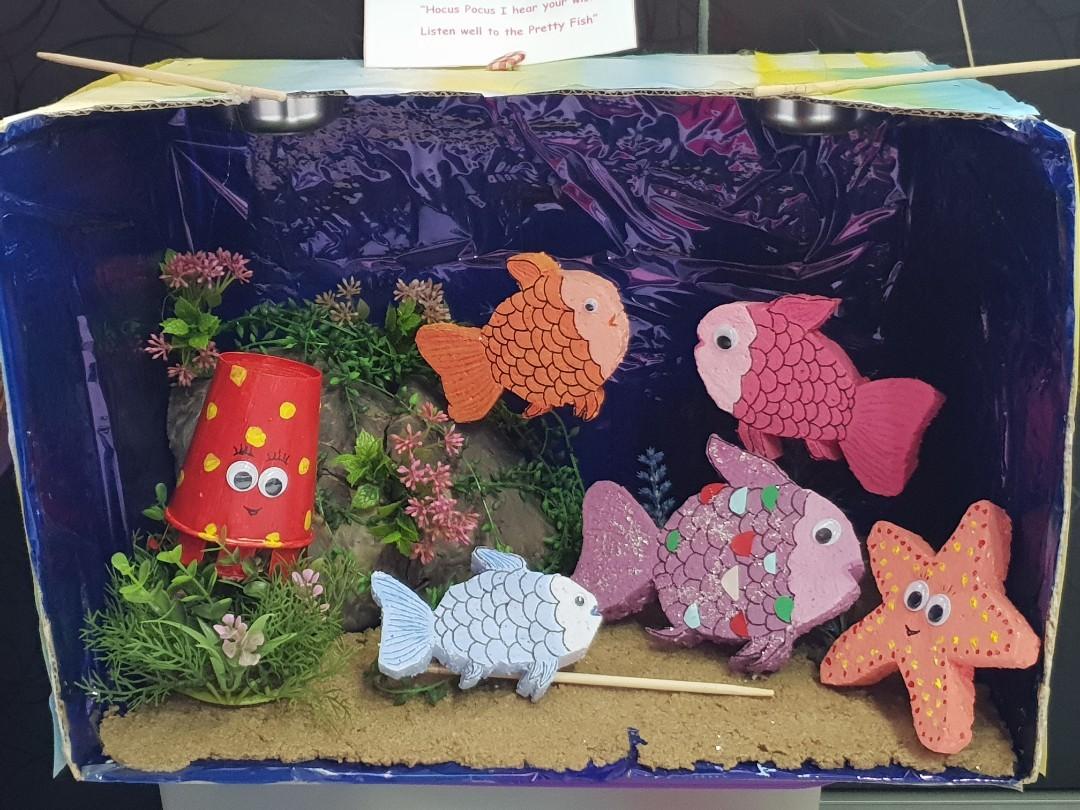 Sea animals storytelling box/props (rainbow fish), Hobbies & Toys ...