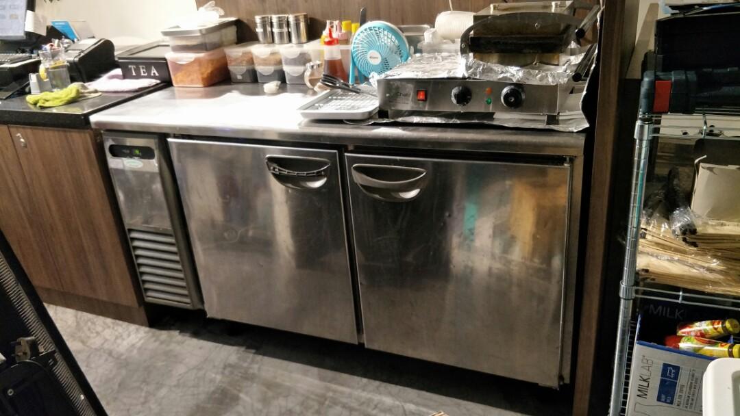 Table top chiller, TV & Home Appliances, Kitchen Appliances ...