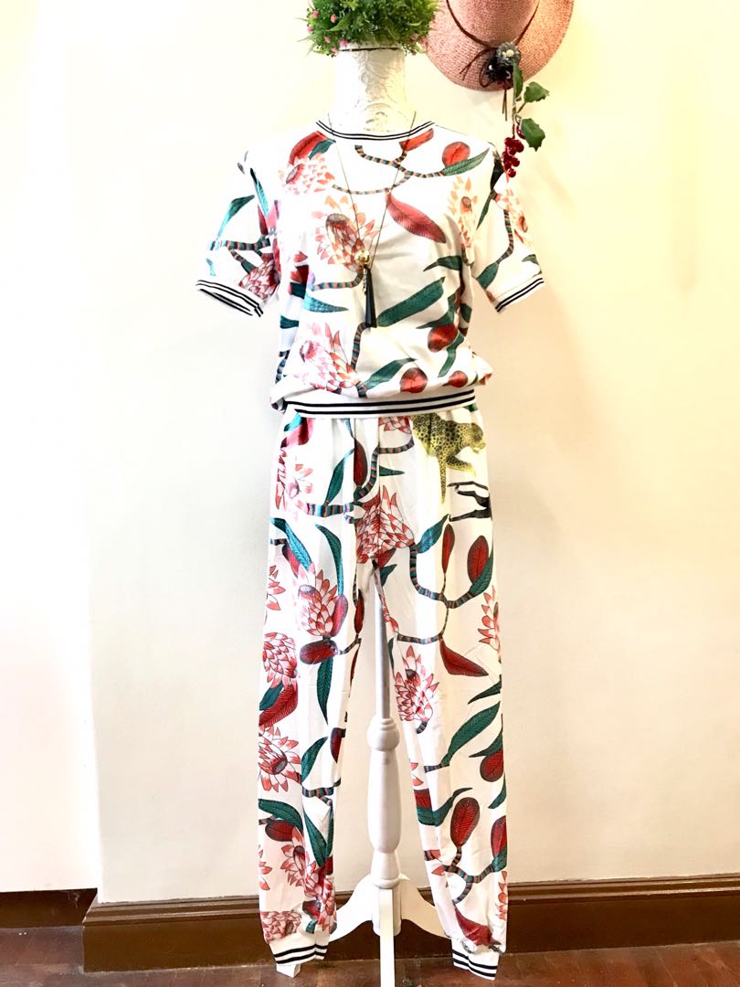 Terno floral and animal prints white, Women's Fashion, Dresses & Sets ...