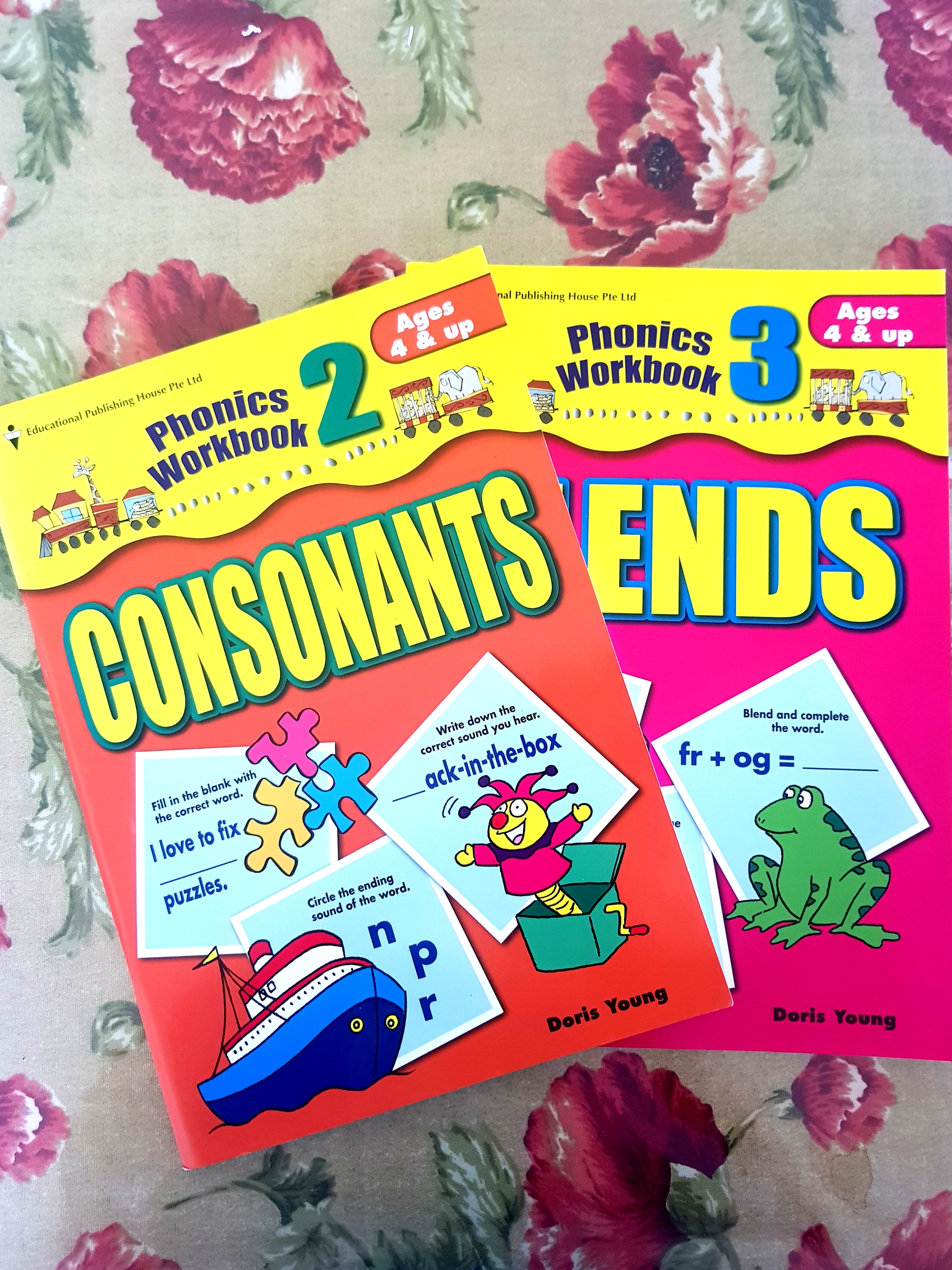 EPH Phonics Workbooks x 2, Hobbies & Toys, Books & Magazines ...