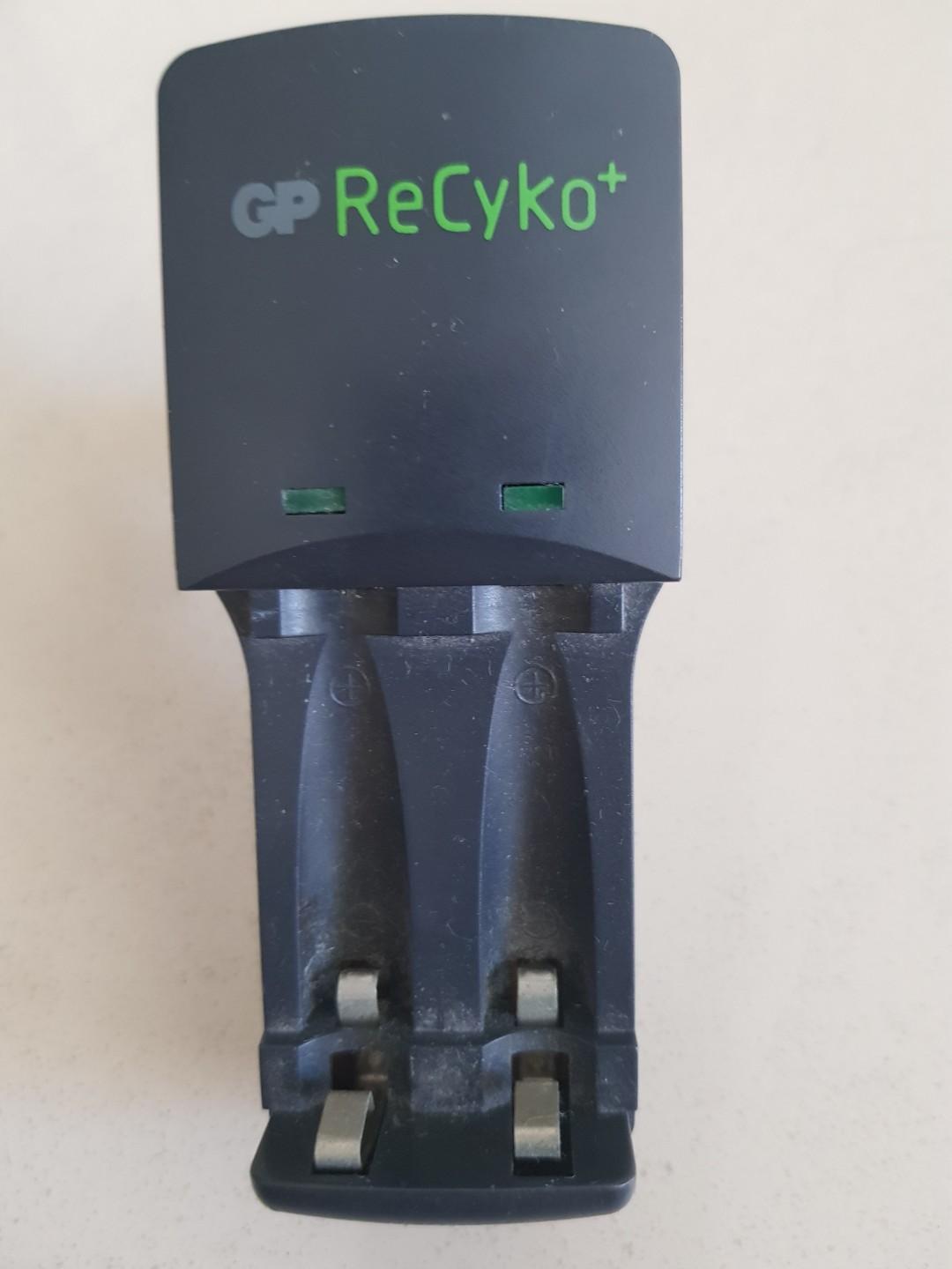 GP battery charger model AR02GS, Mobile Phones & Gadgets, Mobile ...