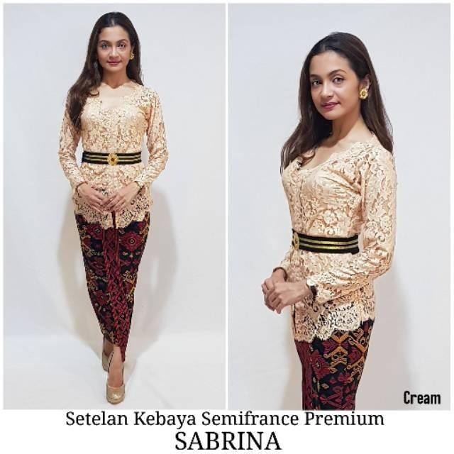 Kebaya Wisuda Brukat Bali + Rok + Obi, Fesyen Wanita, Pakaian Wanita ...