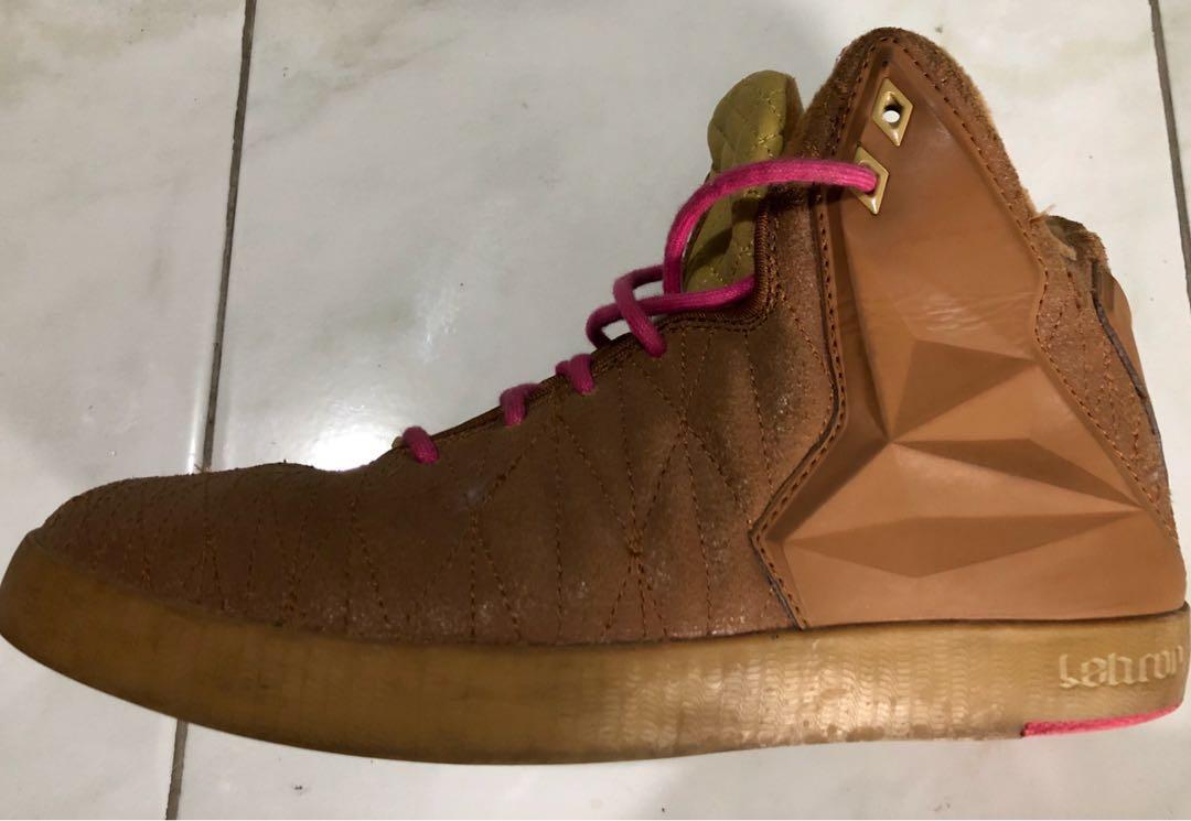 Lebron high-Cut Rubber Shoes, Women's Fashion, Footwear, Sneakers on ...