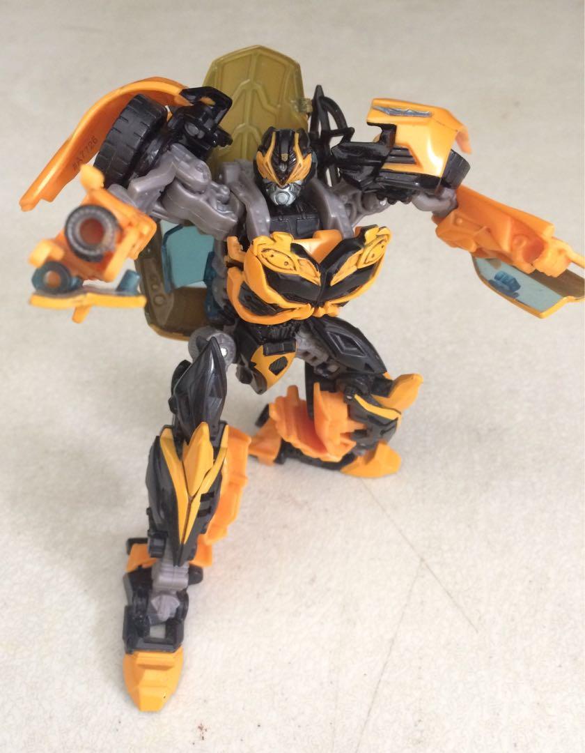 Transformers AOE Bumblebee, Hobbies & Toys, Toys & Games on Carousell
